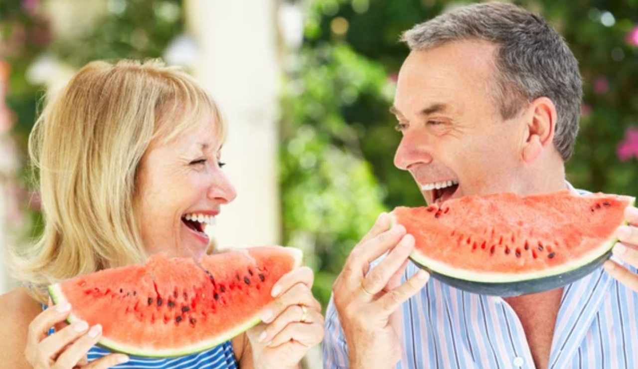 Anguria, non solo un frutto fresco per l’estate: mangiato in queste ...